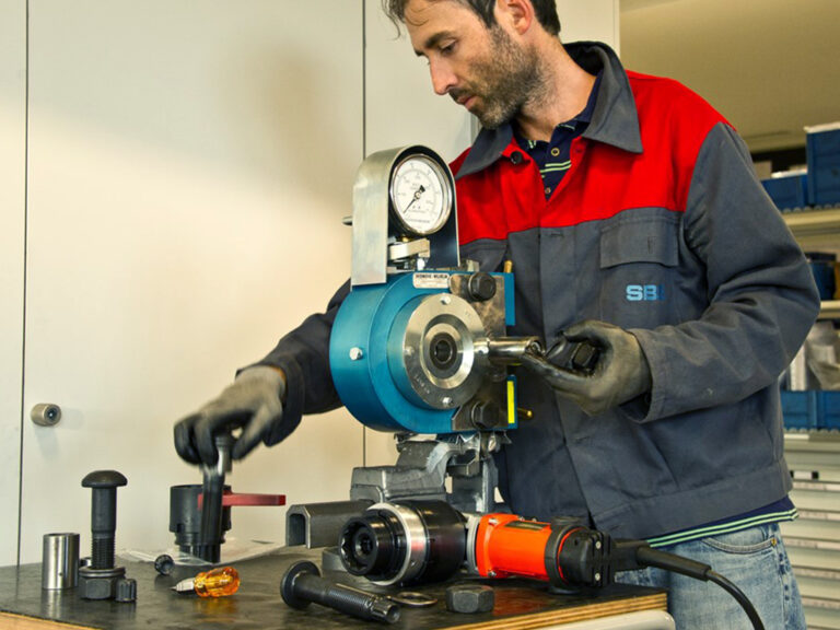 Tension Control Bolts (TCB) And Tooling | First Forge